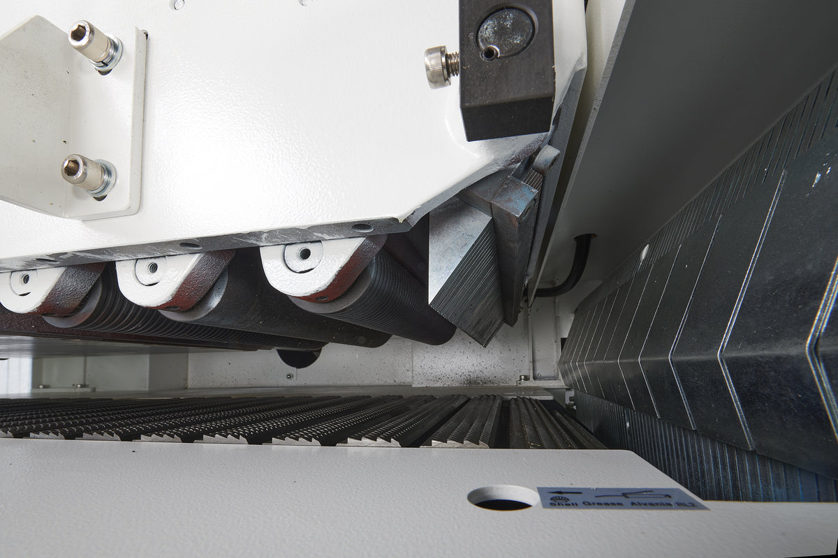 IRONWOOD MBR320 Multi-Blade Rip Saw – Ironwood Woodworking Machinery